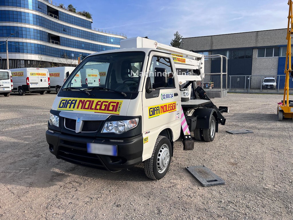 Piaggio Porter auto dizalica s korpom