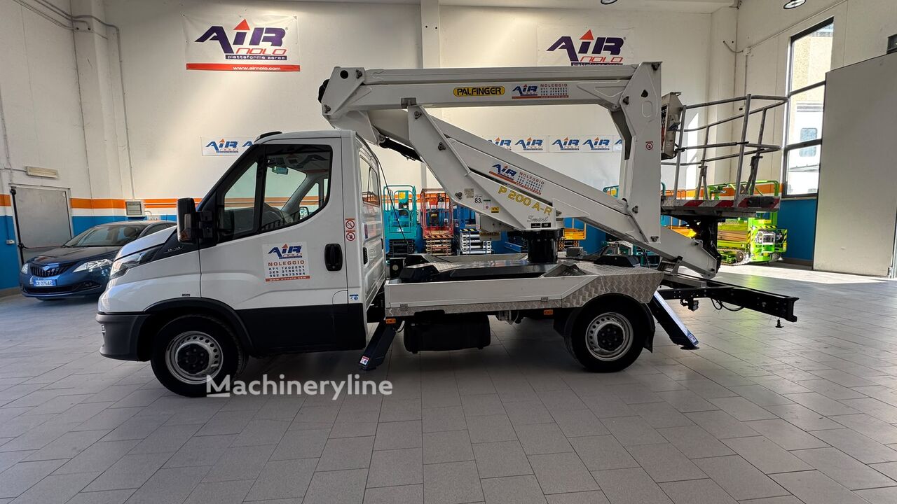 IVECO Daily 35S14 auto dizalica s korpom