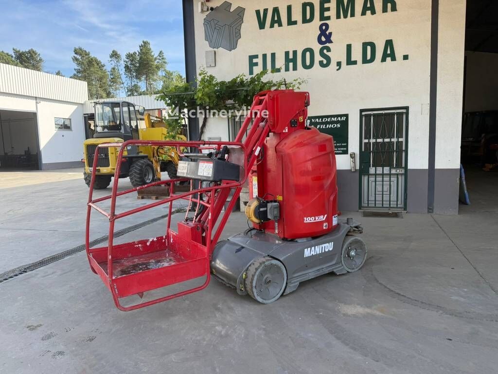 Manitou 100 VJR jarbolna penjajuća platforma
