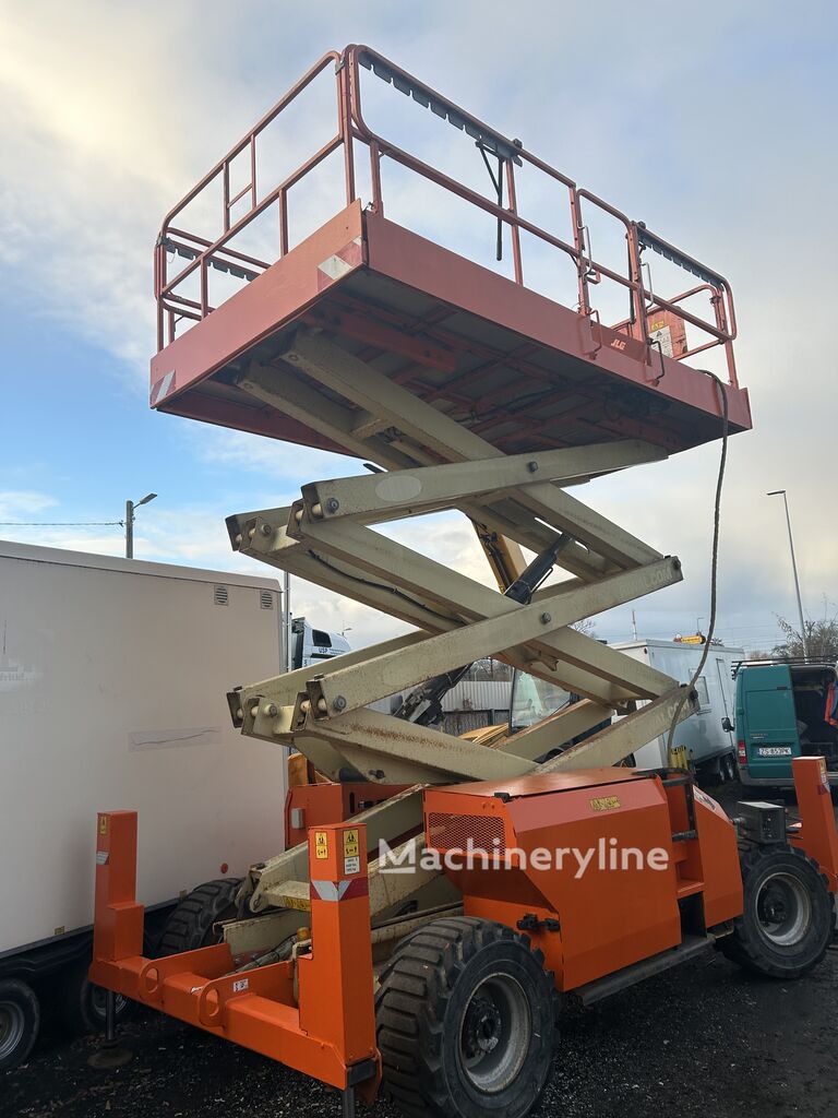 JLG 3394 RT makazasta platforma