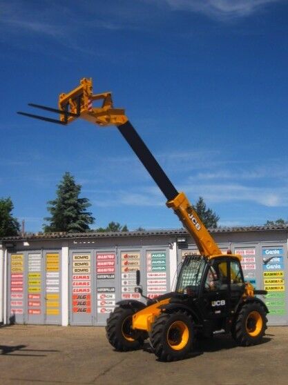 JCB 531 - 70 teleskopski utovarivač