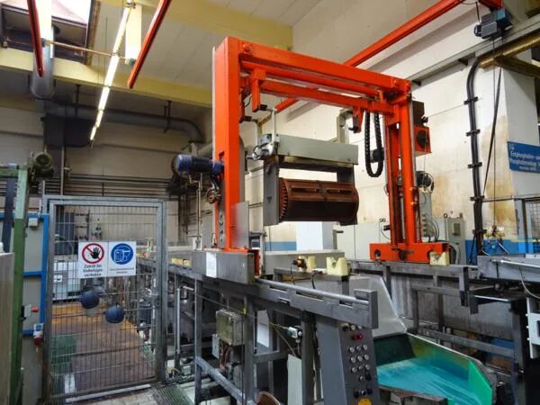 DEWE Brünofix druga mašina za obradu metala