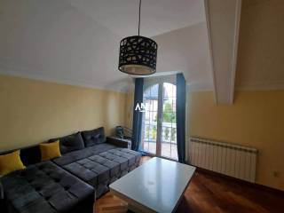 Trosobni stan Smederevska, Beograd