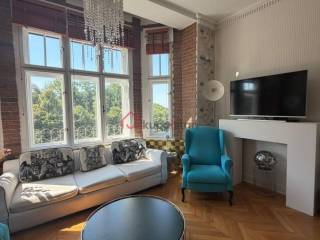 Trosobni stan drugi sprat, Beograd
