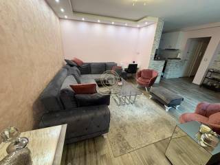 Trosobni stan 56 m², Lekino brdo, Beograd