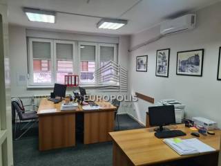 Trosobni stan 58 m², Beograd