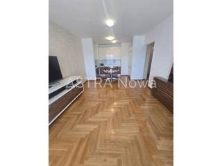 Trosobni stan novo, drugi sprat, Beograd