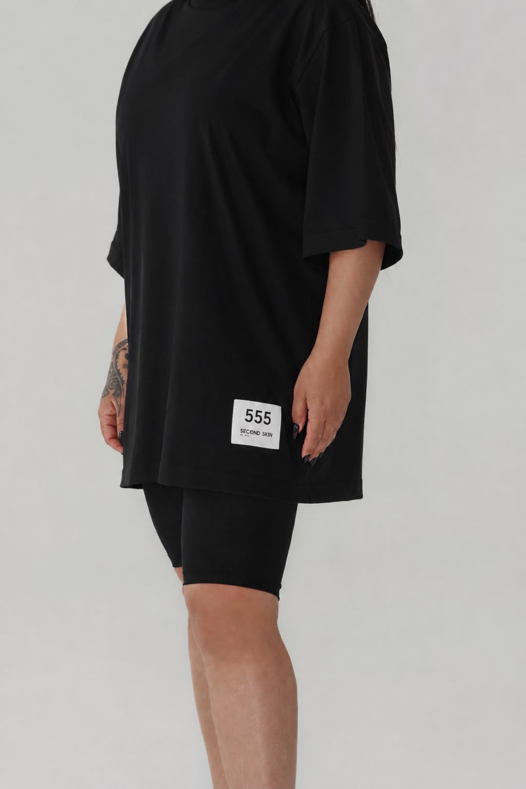 555 ESSENTIAL OVERSIZED T-SHIRT CLEAR BLACK