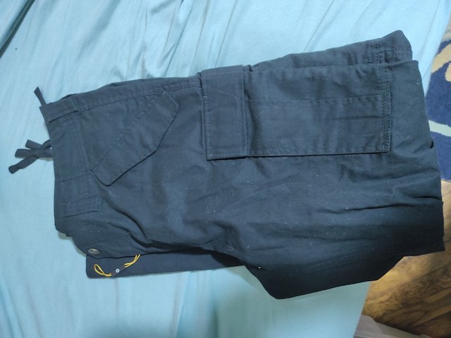 pentagon vojne pantalone