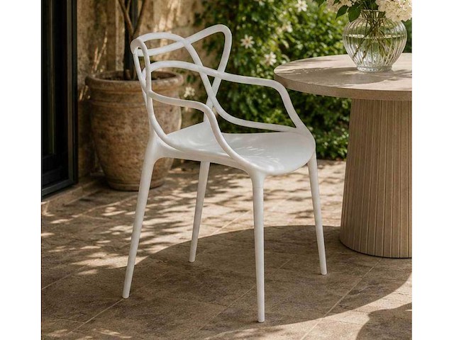 Elegantna baštenska stolica od kvalitetne plastike Bela