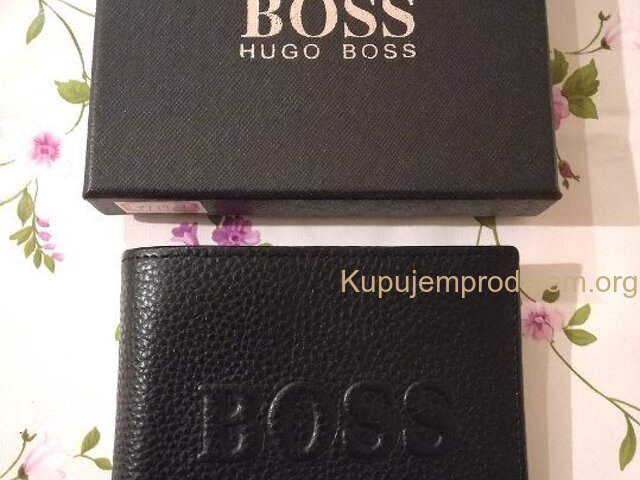 Kvalitetan muski kozni novcanik Hugo Boss u crnoj boji Novo