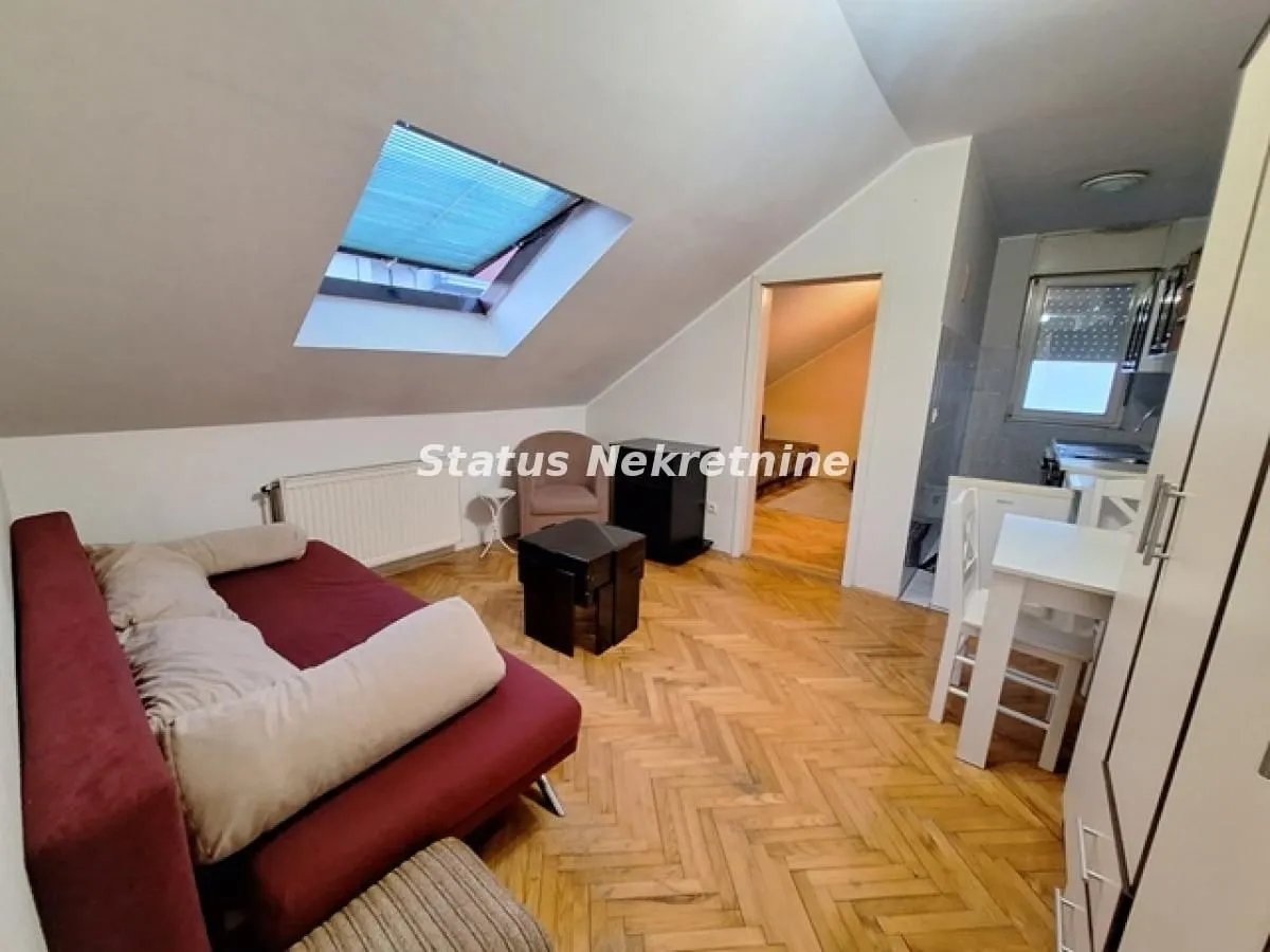 Izdavanje, jednosoban stan, 36m², Grbavica, Novi Sad Sve Podlokacije
