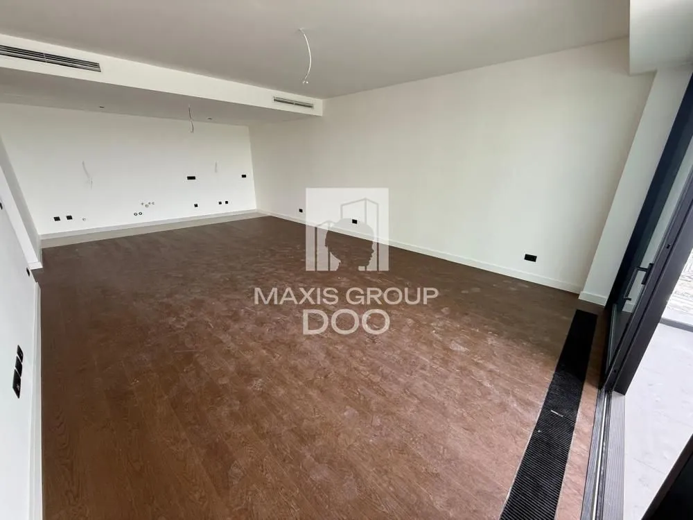 Prodaja, četvorosoban stan, 144m², Savski Venac, Beograd