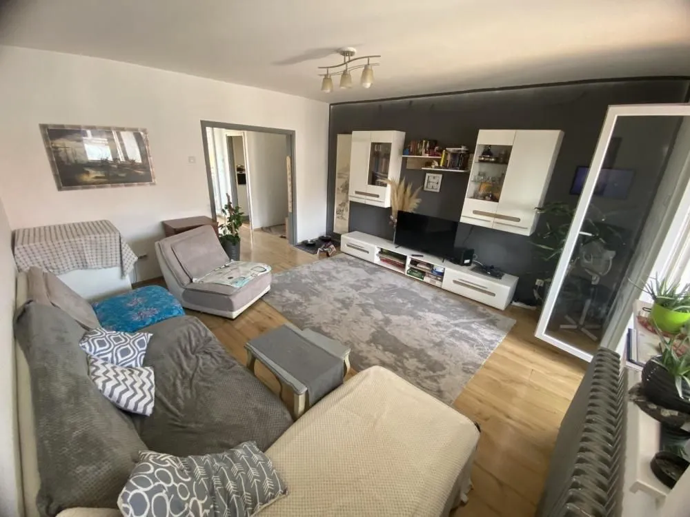 Prodaja, trosoban stan, 79m², Čukarica, Beograd