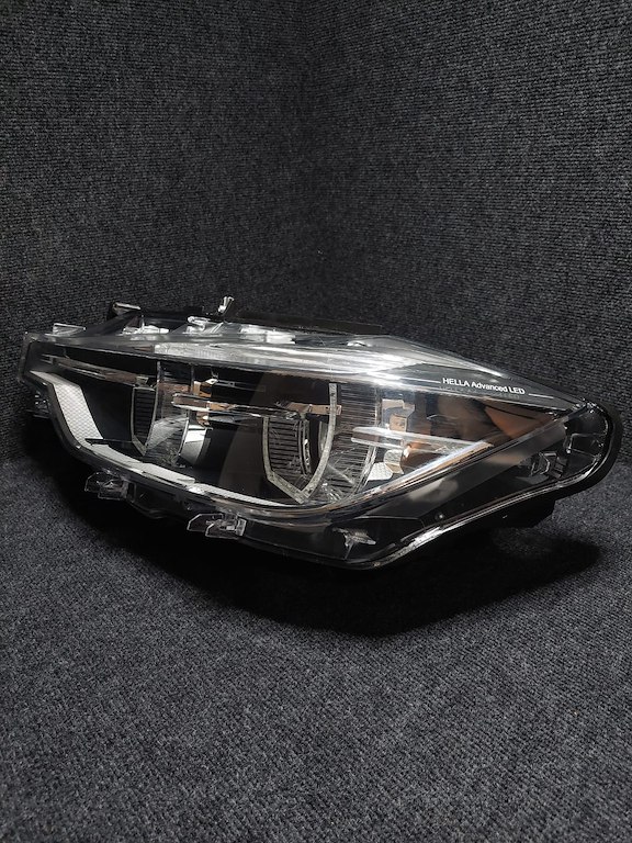 BMW F30 LCI 1EX 012. 102-91