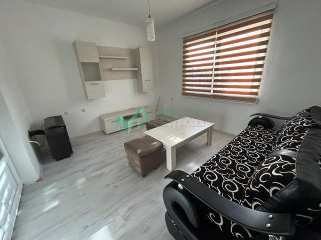 Izdavanje, Stan, 40m2 , Veternik