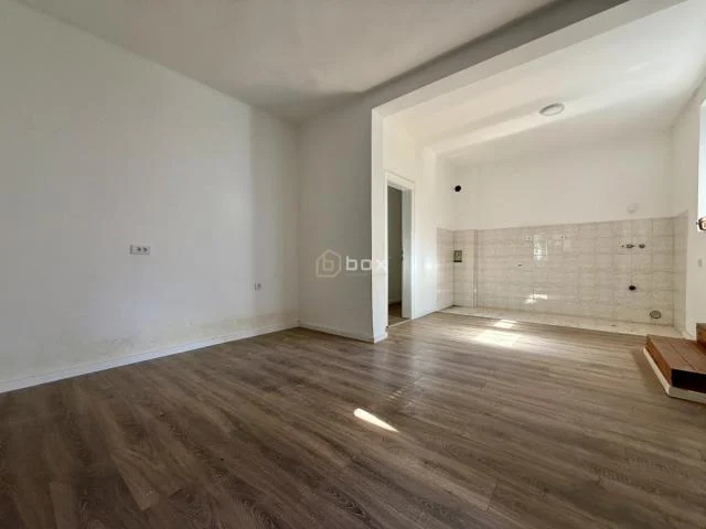Jednoiposoban stan, 54m2, Palilula