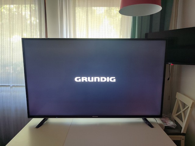 Grundig 55` UHD Smart TV 7500B