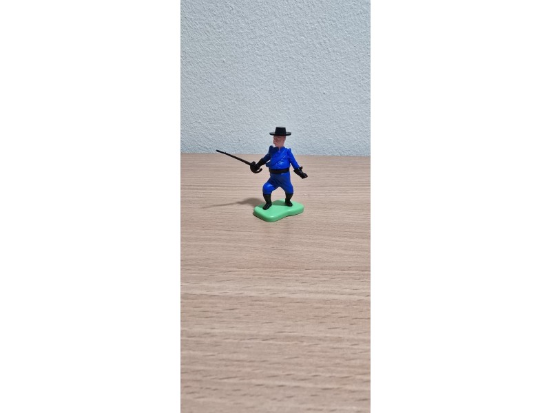 Jako stara kinder figura iz 70 tih