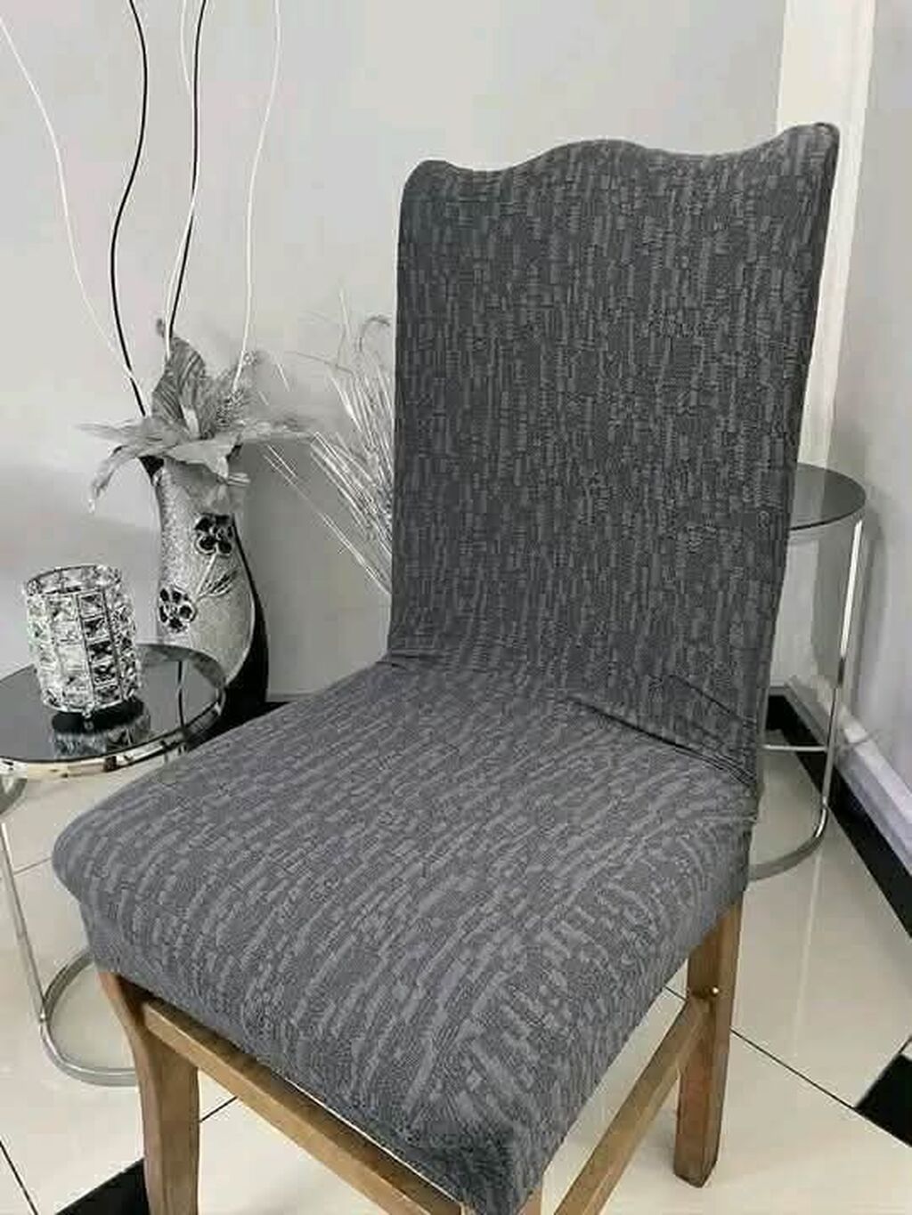 Univerzalne navlake za stolice set 6 komada 2200 dinara