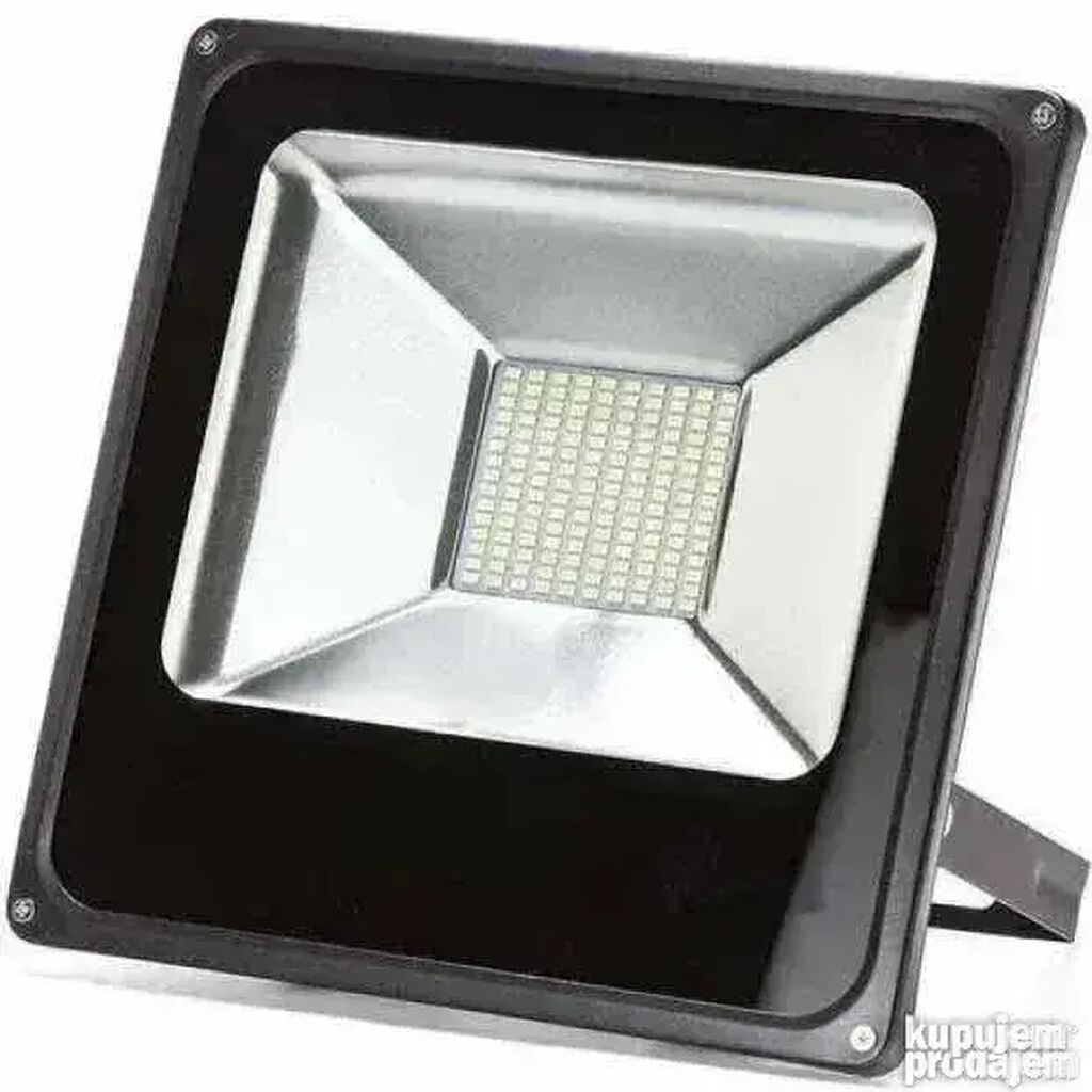 LED reflektor 50 W (IP65)    Vrlo kvalitetna izrada — izdržljiv i