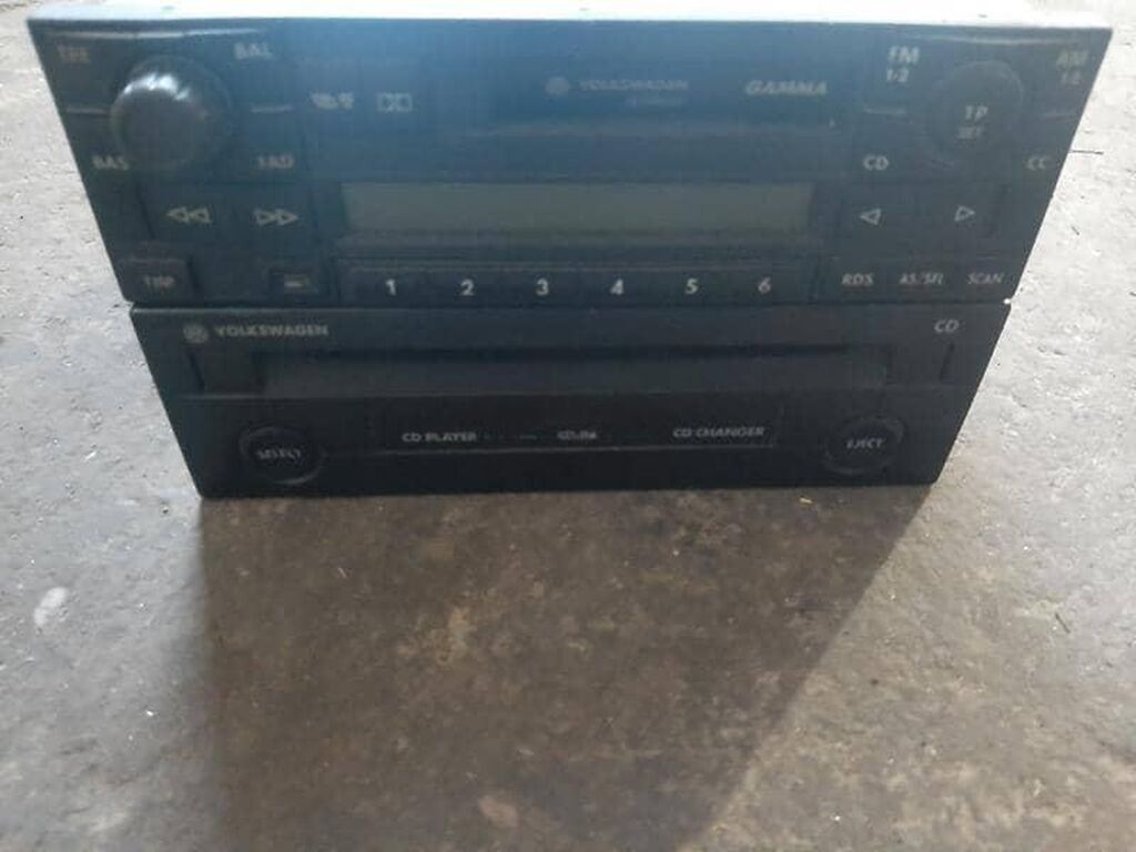 RADIO ZA VOLKSWAGEN GOLF 4, PASSAT B5.5 | Radio i CD sanzer za Golfa