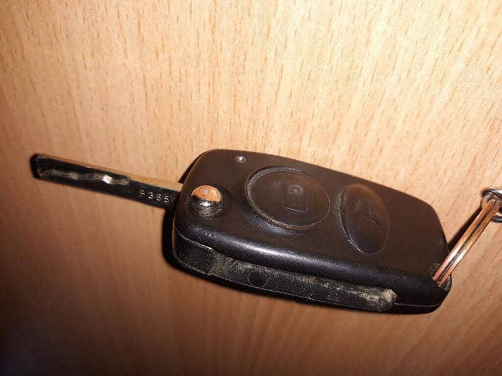 KLJUC ZA ALFA ROMEO 147, 156, 166 | na slici je za 166