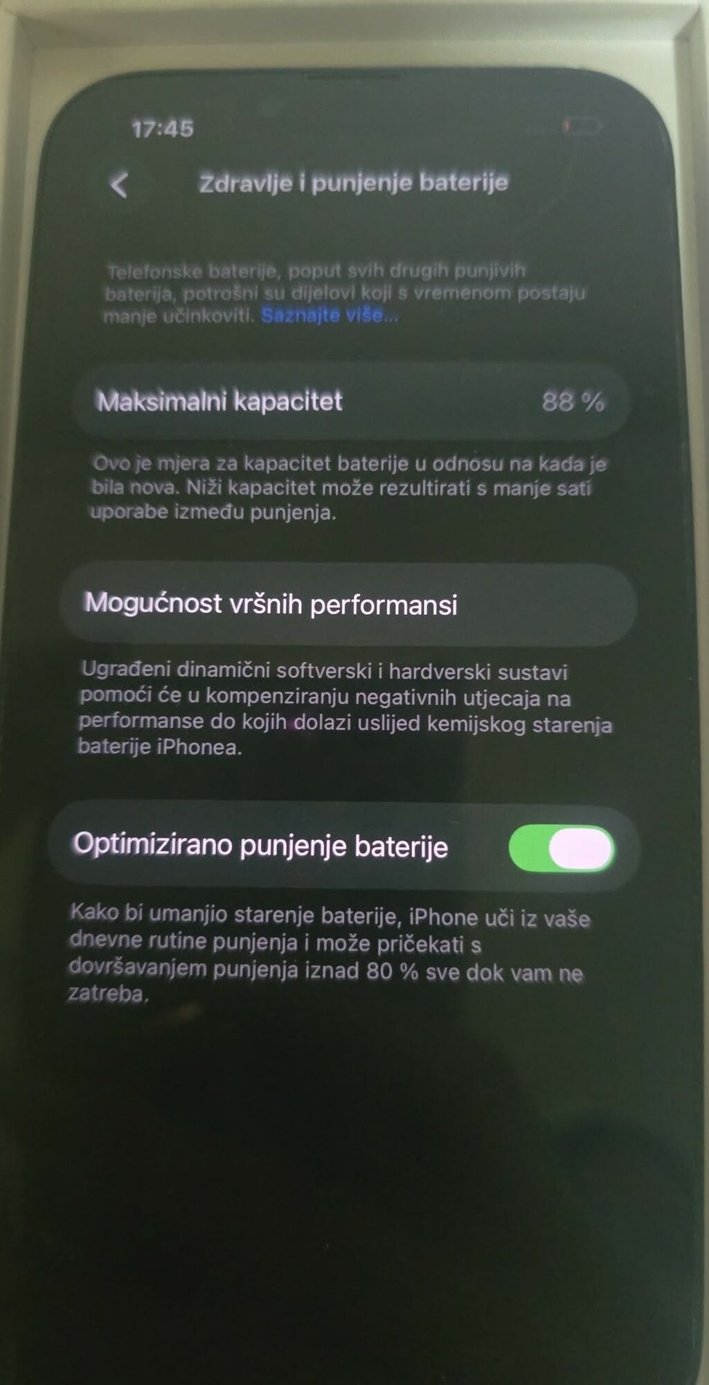 Citaj opis !!!!Prodajem iPhone 13, kupljen nov u A1prosle godine
