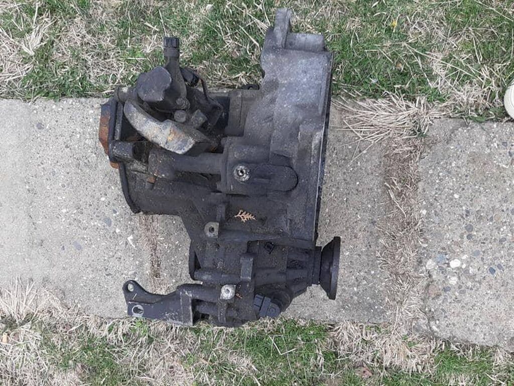 MENJAC ZA VOLKSWAGEN GOLF 3 | Menjac za Golfa 3 Mogucnost slanja