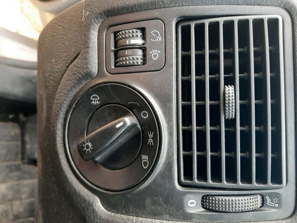 PREKIDAC SVETLA ZA VOLKSWAGEN GOLF 4 | Prekidac svetla za Golfa 4