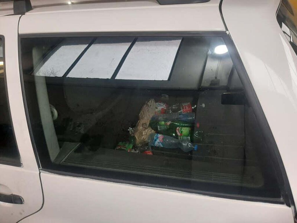 BOCNA STAKLA KARAVAN ZA VOLKSWAGEN GOLF 4 | Bocna stakla karavan za
