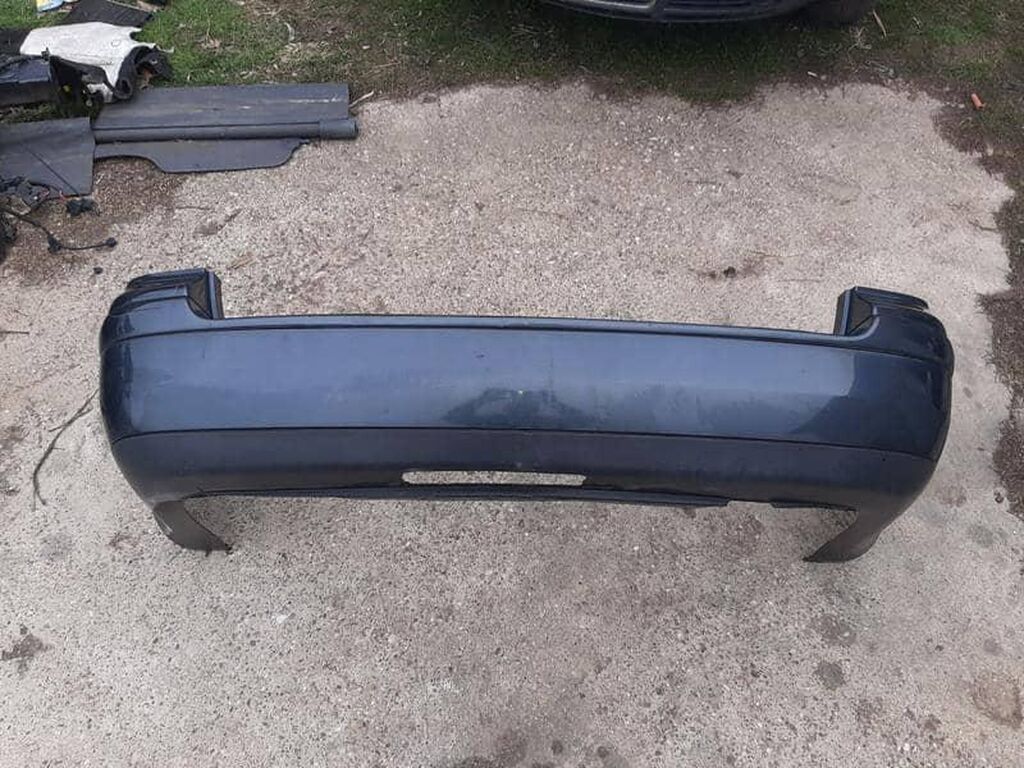 BRANIK ZADNJI ZA VOLKSWAGEN GOLF 4 | Branik zadnji za Golfa 4