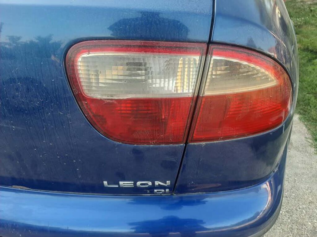 STOP LAMPA DESNA ZA SEAT LEON OD 2000. DO 2005. GOD. | Stop lampa
