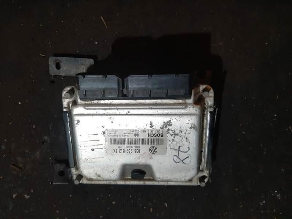 KOMPJUTER - RAČUNAR ZA SEAT LEON, TOLEDO OD 2000. DO 2005. GOD. |