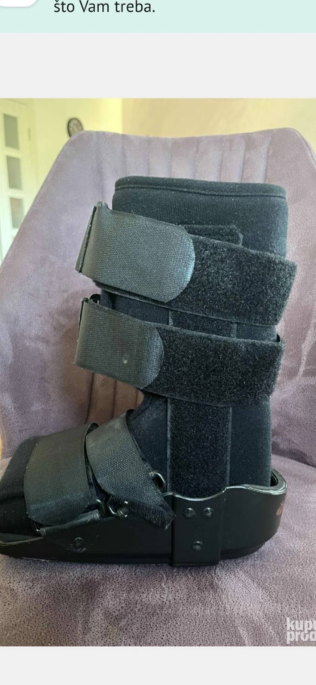 Ortopedska imobilizaciona čizma (tzv. walker boot) za stopalo i skočni