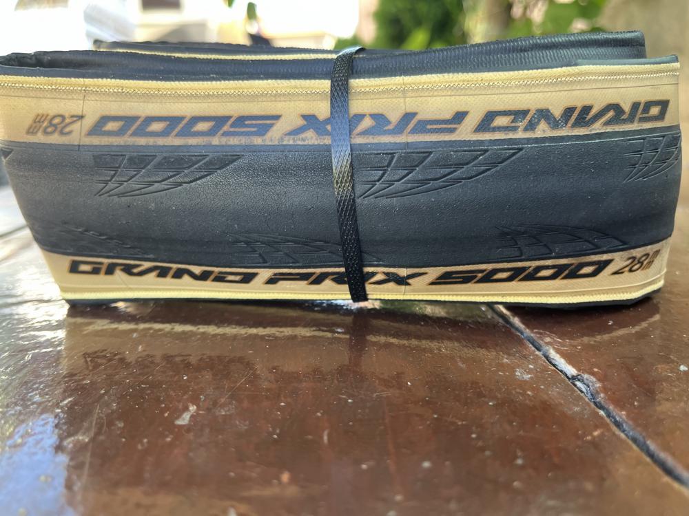 Continental Grand Prix 5000 28x700 3X