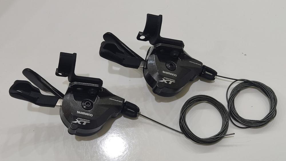 Shimano XT SL-M8000 I-Spec II 11s Desni Sifter NOV