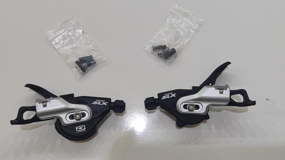 Shimano SLX SL-M670-B-I I-spec B 10-speed Shifters