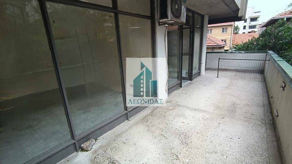 Poslovni prostor / Lokal, Niš - Bulevar dr Zorana Đinđića | Izdavanje · 84m² · 300€