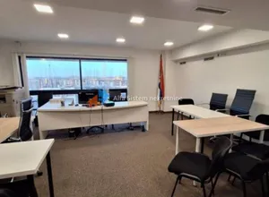 Izdavanje Lokal - Beograd, Palilula: Karaburma