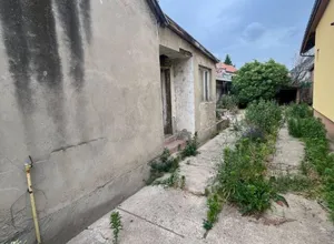 Prodaja Kuća - Inđija, Centar