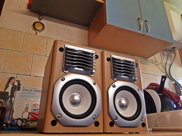PANASONIC Dvosistemske Bookshelf Z. Kutije-SB PM 9
