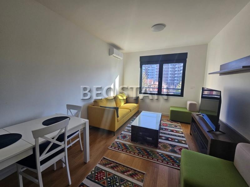 Širi centar - Vozdovac #67893
600 €