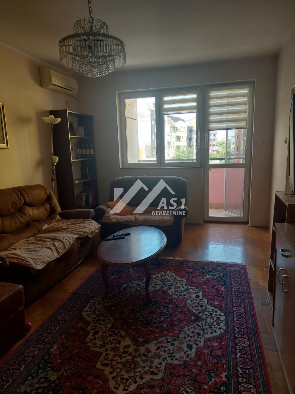 IZDAJE SE DVOIPOSOBAN STAN NA ROTKVARIJI ID#7162
500 €
