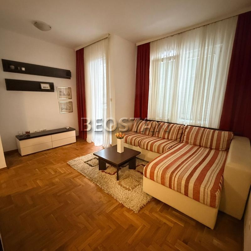 Zemun - Gornji grad #67877
500 €