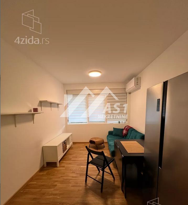 IZDAJE SE JEDNOIPOSOBAN STAN NA KLISI-pet friendly ID#7150
350 €