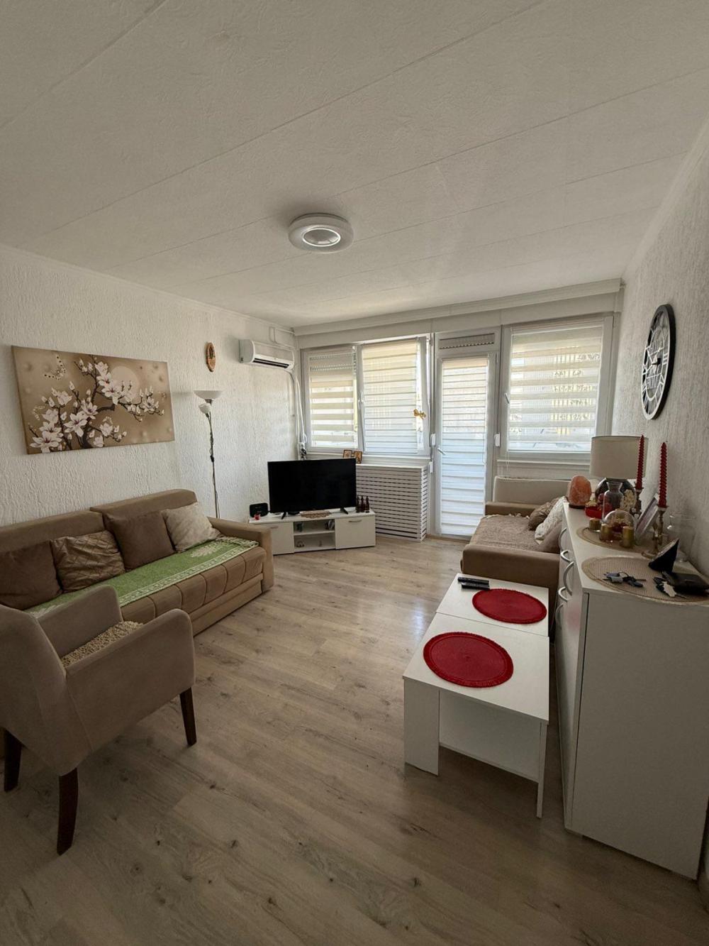 Save Kovacevic, 45m2, 1.5, cg, lift ID#1972
154.900 €