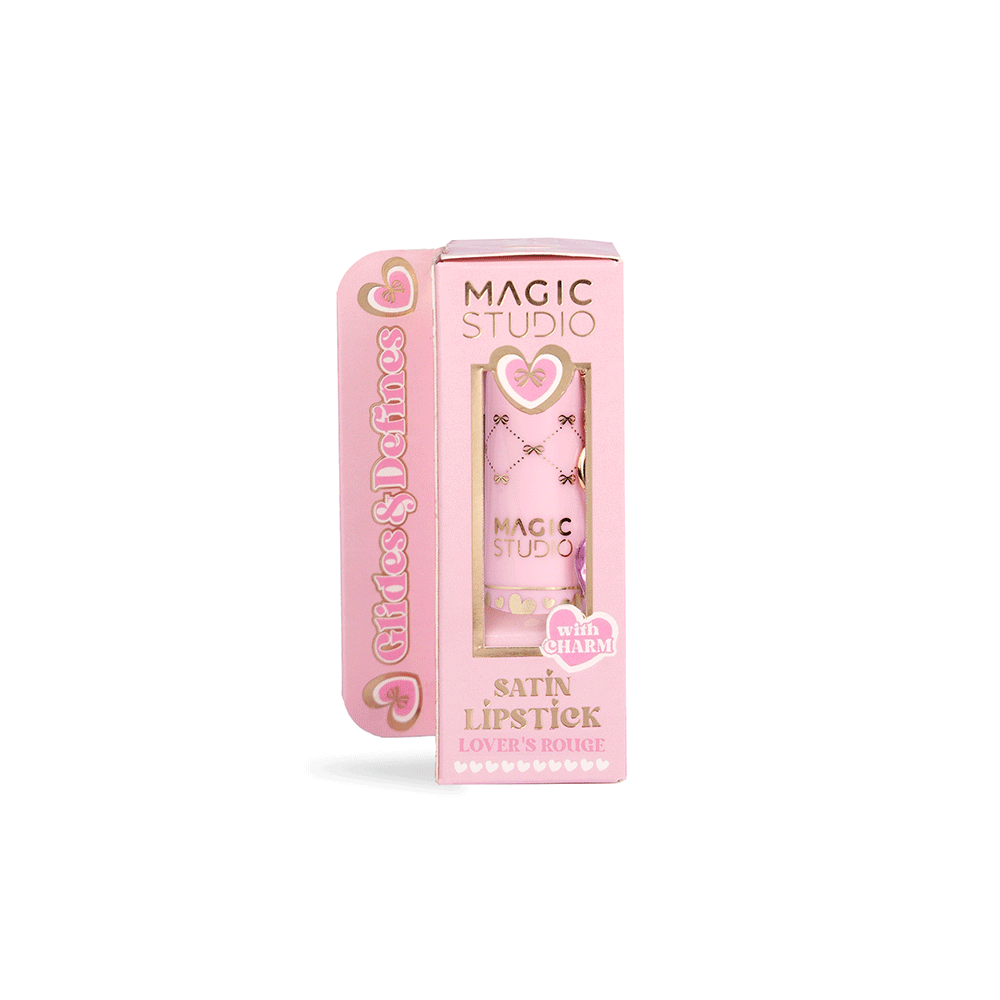 Magic Studio Satin ruž za usne sa priveskom, lover’s rouge, 3,5 g