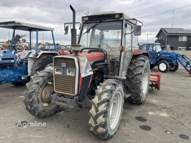 Massey Ferguson TRACTOR(Massey Ferguson) traktor točkaš