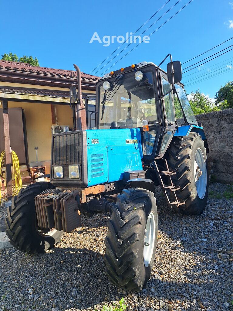 Belarus 892 traktor točkaš